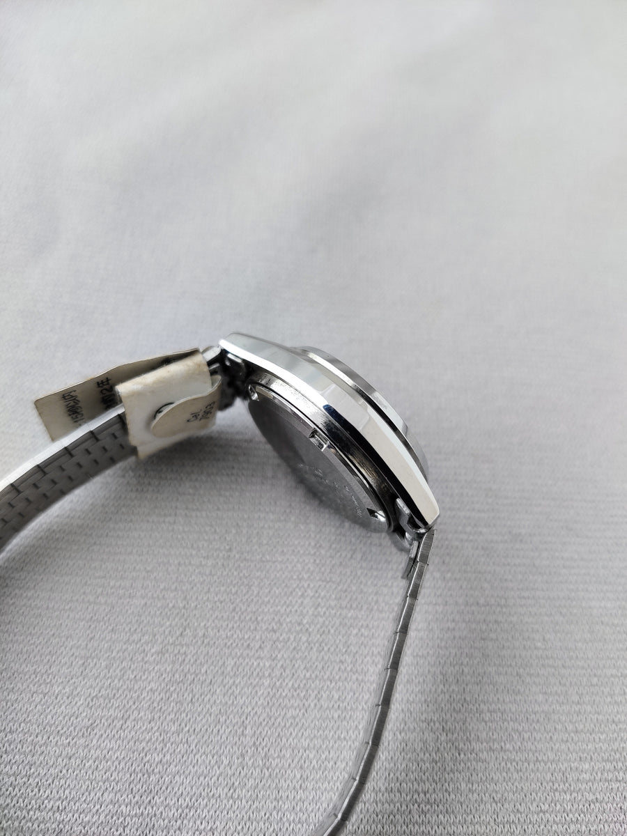 Seiko 7903-0030 from 1977 (NOS) – Paleh
